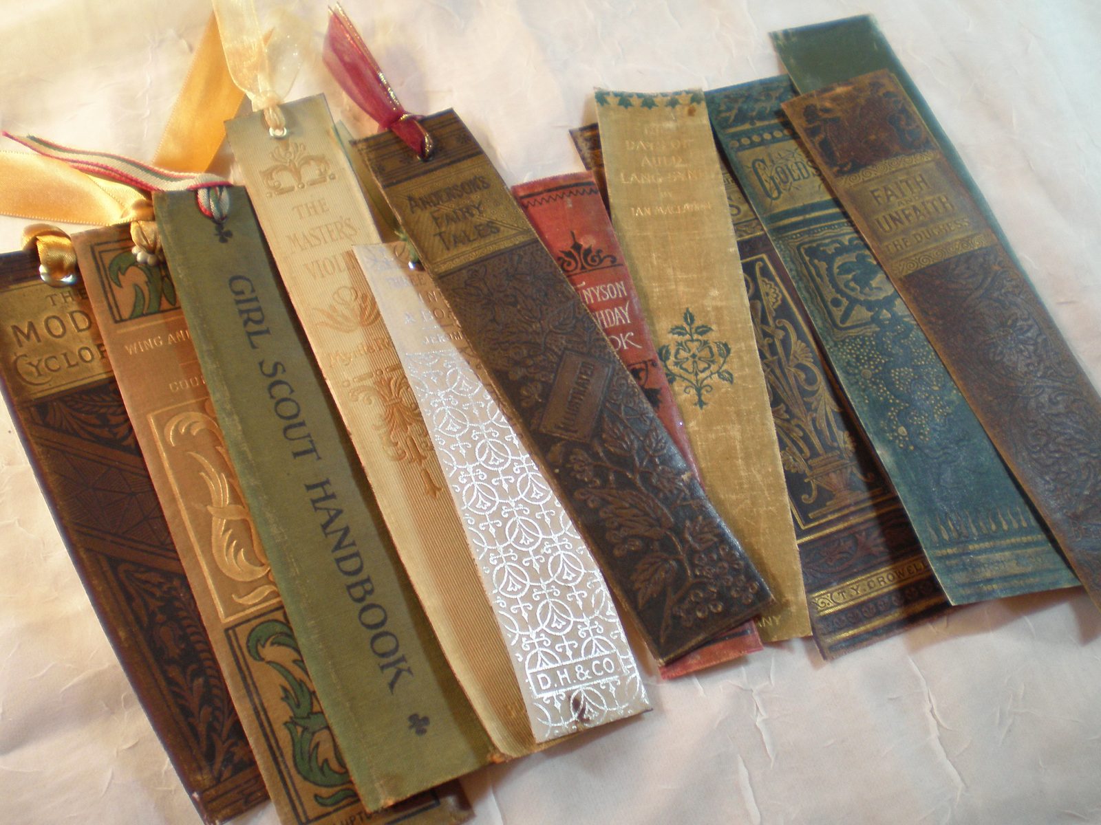 21 idées pour créer un marque-page unique et génial